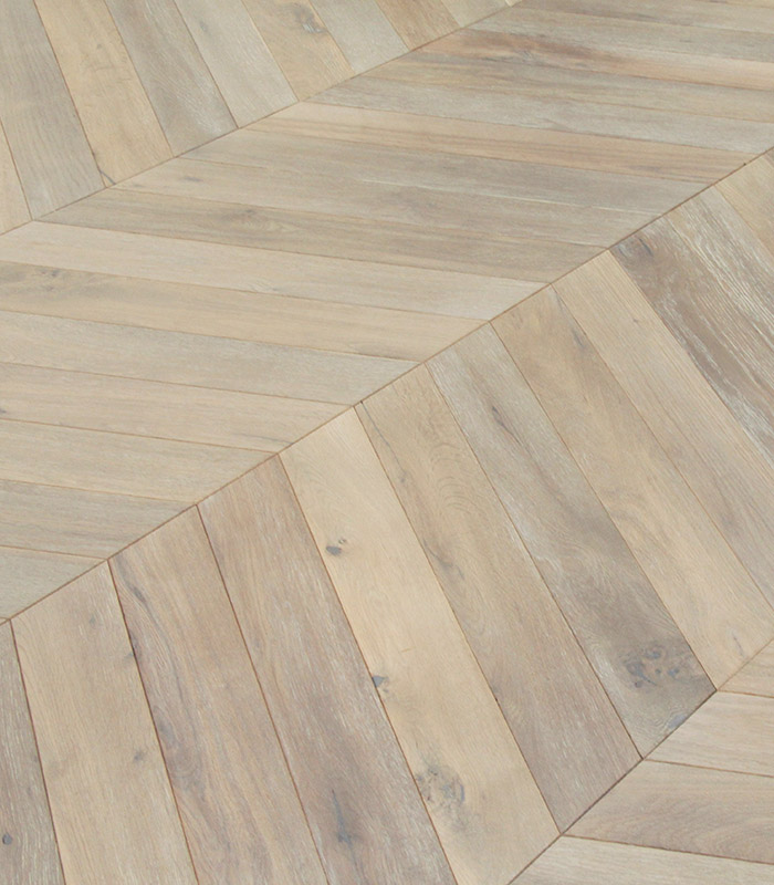 Smoked & Limed White Oak Chevron, Brushed & UV Oiled - 90mm x 18mm ...