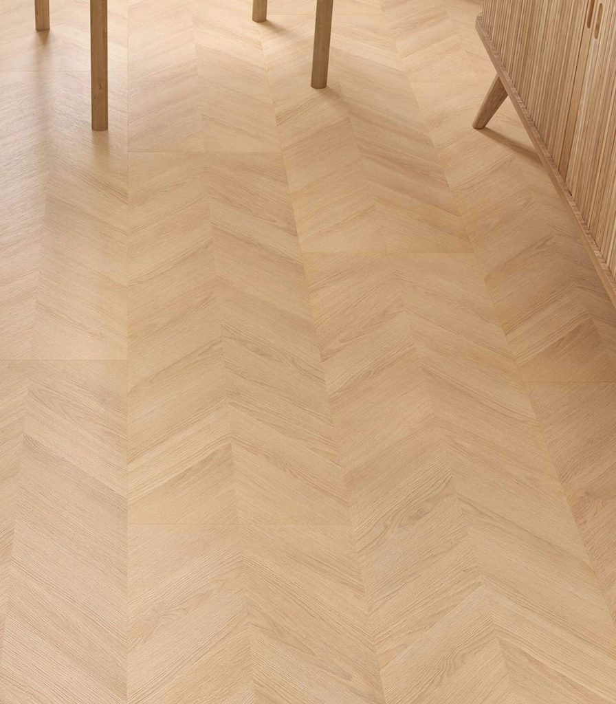Storia Biscotti Oak Chevron, 8mm - AGT Laminate Click Flooring